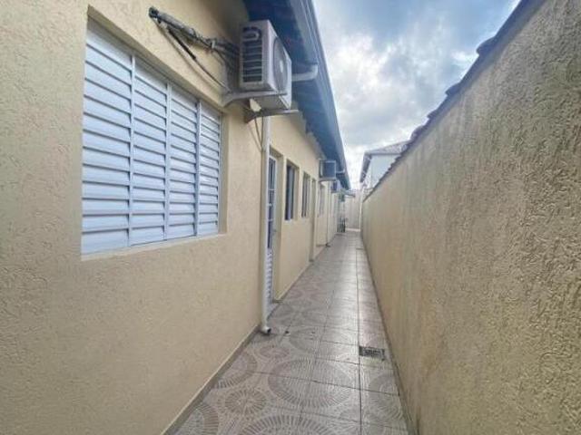Casa Térrea à Venda em Vila Sônia Praia Grande 2 Quartos e Garagem