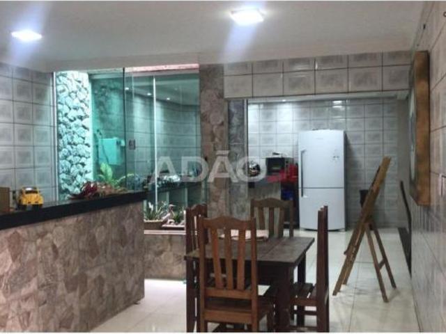 Casa térrea à venda – Goiânia 2 Casa de Rua com 2 Quarto s por R$ 546000.00 no setor Goiânia 2 UN38