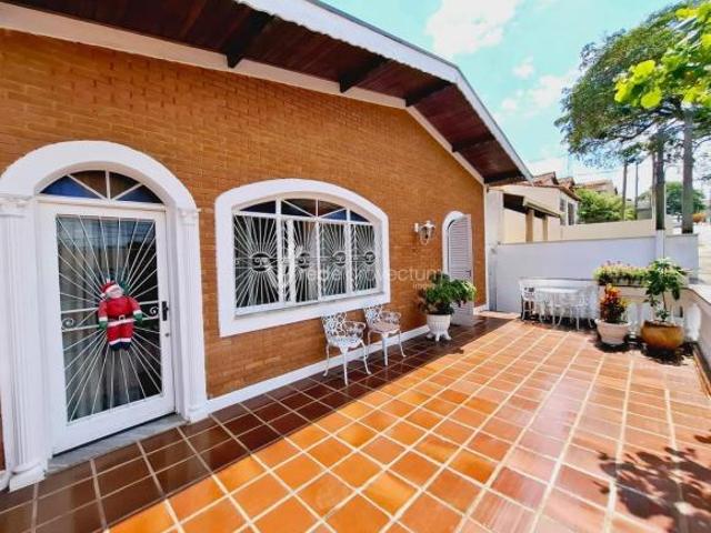 Casa Térrea à Venda – Jardim Leonor, Campinas/SP