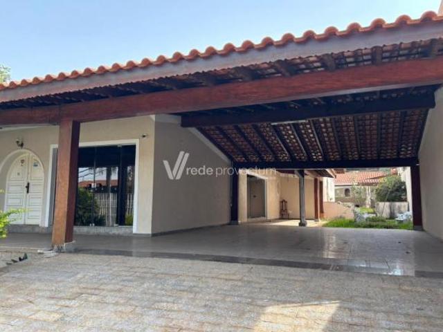 Casa térrea a venda parte nobre Taquaral