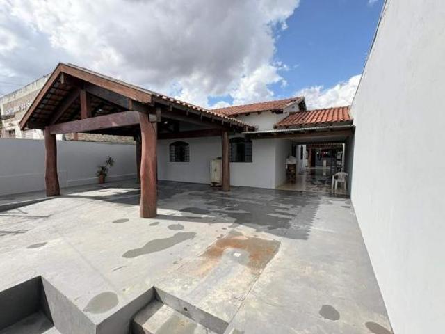 Casa térrea à venda Piratininga