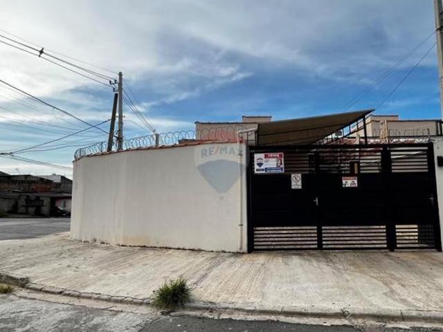 Casa térrea à venda próximo a Itavuvu, Jardim Guaíba, com 45m², valor R$ 225.000