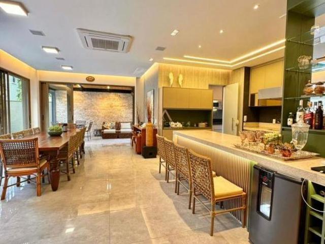 Casa Terrea à venda Quinta do Golfe Residencial, 3 suites, 310 m²