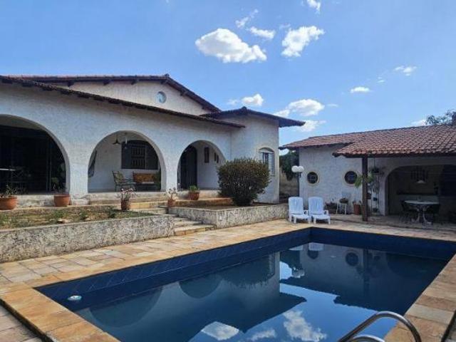 Casa térrea à venda Qi 19 Lago Sul