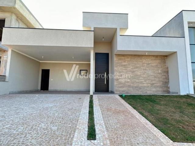 Casa térrea à venda R$1.550,000,00 no condomínio Royal Garden em Paulínia