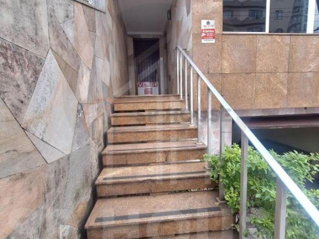 Casa térrea a venda Saúde, 3 quartos, 1 suite, 3 vagas, 280m²