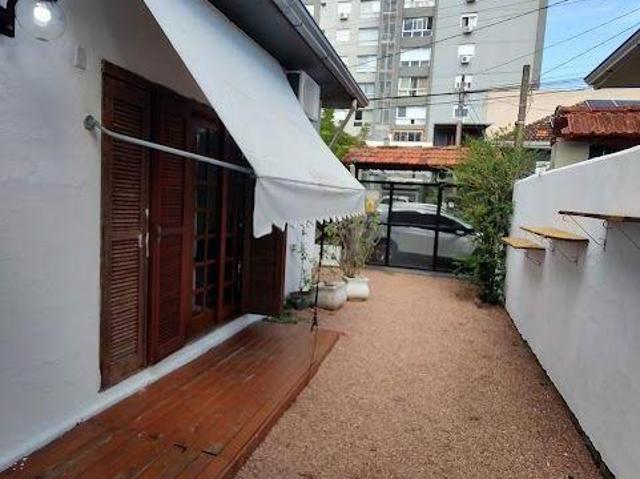 Casa térrea à Venda Tristeza, 2 Quartos, 60 m² Porto Alegre