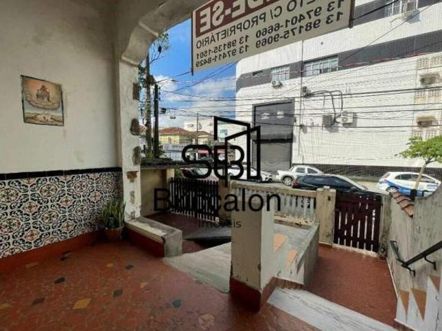 Casa Térrea à Venda — Vila Belmiro, Santos/SP | 2 Dormitórios + Edícula • Quintal Espaçoso • Oportun