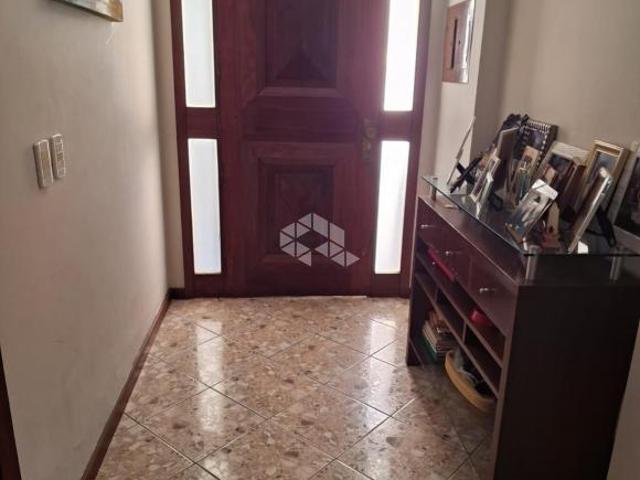 Casa Térrea à Venda | Zona Sul Próxima à Orla do Guaíba