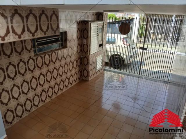 Casa Térrea à venda 135m² Vila Oratório, 3 quartos, sala cozinha, lavanderia, quintal, 2 vagas de
