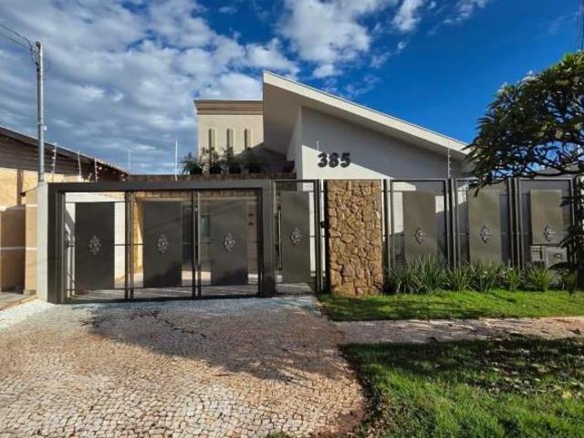 Casa Térrea à venda, 1 quarto, 4 suítes, 3 vagas, Carandá Bosque Campo Grande/MS
