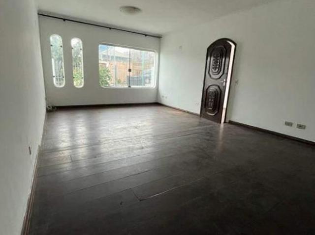Casa Térrea à venda 2 quartos 1 suíte 3 vagas Metalúrgica Santo André SP