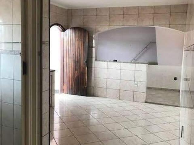 Casa Térrea à venda 2 quartos 1 suíte 5 vagas Maracanã Santo André SP