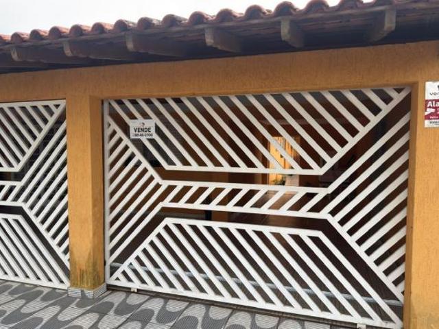 Casa Térrea à Venda – 3 Dormitórios sendo 01 suíte | 172 m² | Suzano/SP