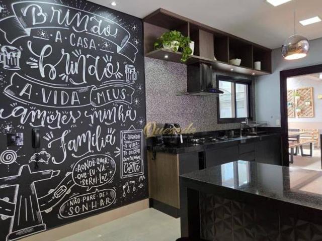 Casa térrea à venda, 3 dormitórios, piscina, planejados, Condomínio Dona Lucilla, Indaiatuba