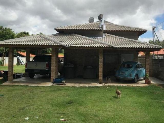 CASA TÉRREA À VENDA 3 QUARTOS 1 SUÍTE, A.T. 800M², A.C. 137M², R$ 1.060.000,00 CHÁCARA AEROPOR