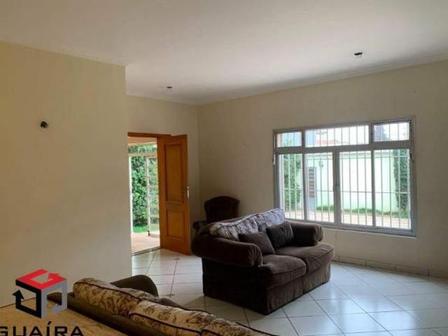 Casa Térrea à venda 3 quartos 2 suítes 3 vagas Campestre Santo André SP