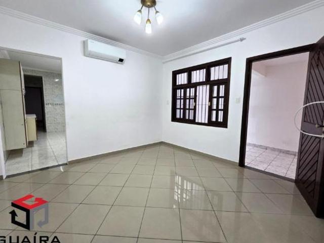 Casa Térrea à venda 3 quartos 2 vagas Valparaíso Santo André SP