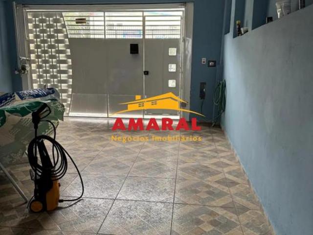 Casa Térrea à Venda 3 Quartos com Suíte / Garagem coberta e Área de Serviço Cidade Edson Suzano S/