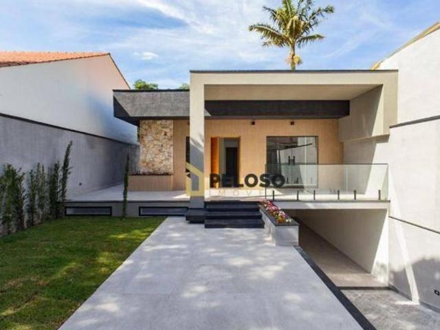 Casa térrea à venda | 400m² a.c e 450 m² terreno | 4 suítes | 4 vagas com piscina | Jardim Floresta