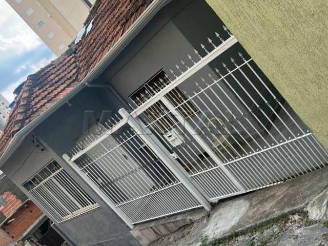 Casa térrea a venda, 4 dormitórios, 2 banheiros, 4 vagas de garagem, 121m² na Vila Guilherme