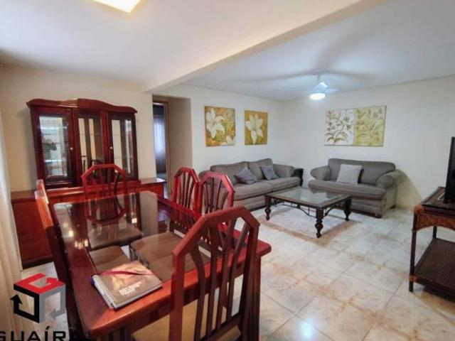 Casa Térrea à venda 5 quartos 2 suítes 12 vagas Alzira Santo André SP