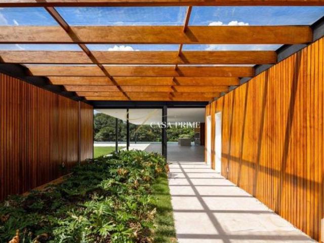 Casa térrea à venda – 6 suítes – Condomínio Quinta da Baroneza – Br