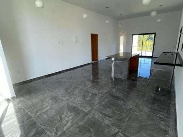 CASA TÉRREA À VENDA/LOCAÇÃO COM 3 SUÍTES NO CONDOMÍNIO GRAN VILLE SÃO VENÂNCIO EM ITUPEVA SP!