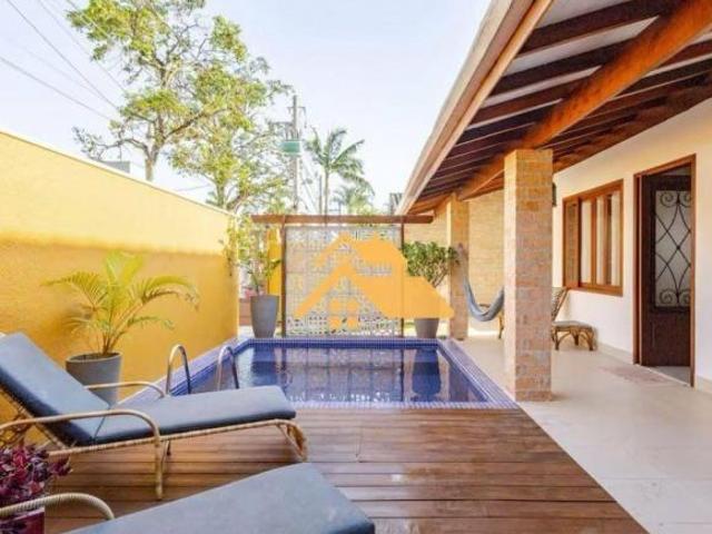 Casa Térrea a 70m da Praia com 3 Dormitórios, 2 Suítes, Piscina e Área Gourmet – Juquehy, São Sebast