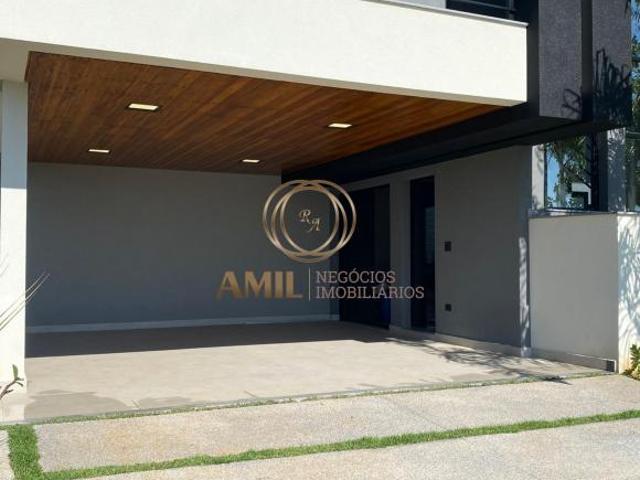 RA AMIL VENDE Casa Térrea Alphaville ll no Urbanova, 3 suítes, piscina, 290m², São José dos Campos