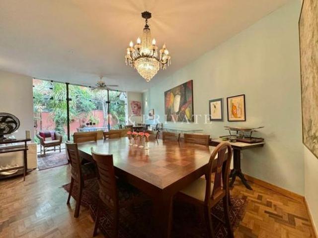 Casa Térrea/ Alto de Pinheiros/ 3 dormitorios/ 3 suites / 5 vagas / Av Diogenes Ribeiro de Lima/