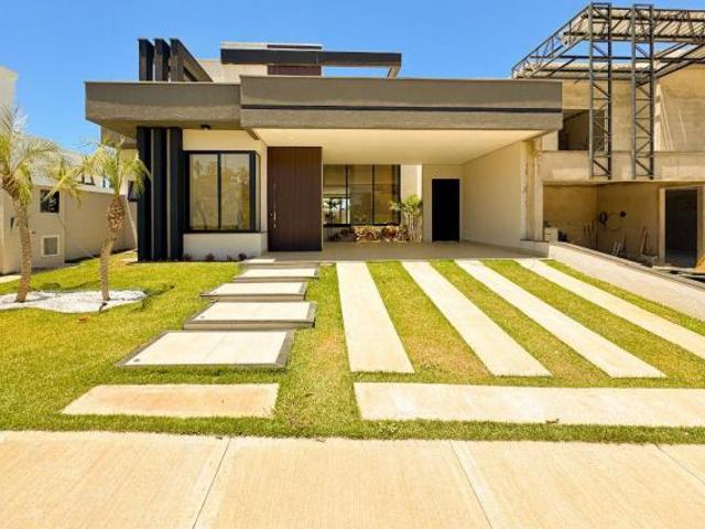 Casa térrea alto padrão à venda no condomínio Sapezal em Indaiatuba SP