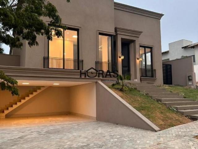 Casa Térrea Alto Padrão à Venda no Condomínio Villa Jardim | Cuiabá