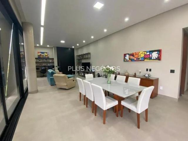 Casa Térrea Alto Padrão À Venda Alphaville Nova Esplanada 4 3 suítes 274 m²