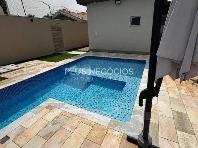 Casa Térrea Alto Padrão À Venda e Locação Fazenda Imperial 3 suítes 414m²