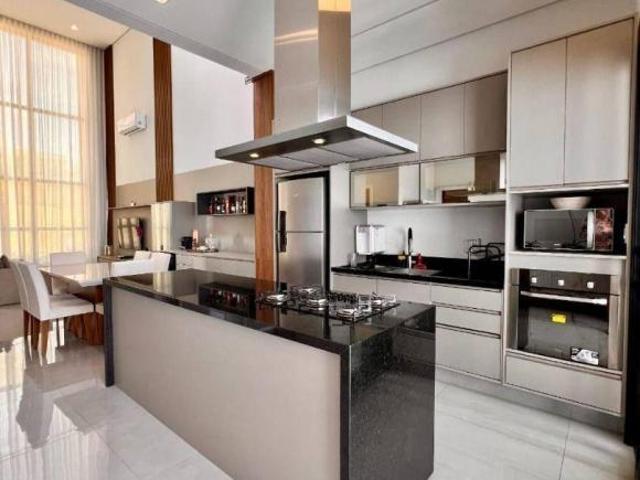 Casa Térrea Alto Padrão Porteira Fechada | 3 Suítes | Piscina | Espaço Gourmet