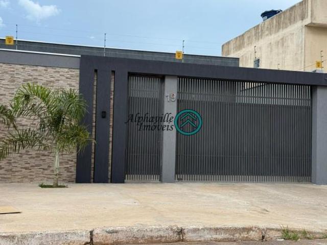 CASA TÉRREA, ALTO PADRÃO, QND 53 TAGUATINGA | 3 SUÍTES COM CLOSET | 408m² | TOTALMENTE REFORMADA