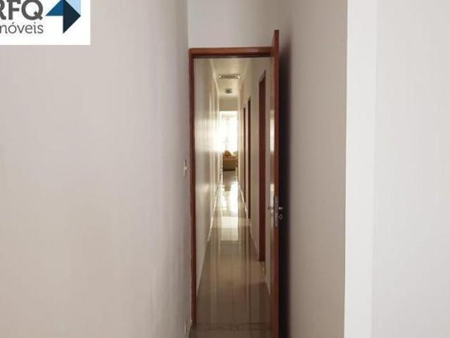 Casa Térrea ampla bem localizada e arejada no Bairro Vila Monumento!