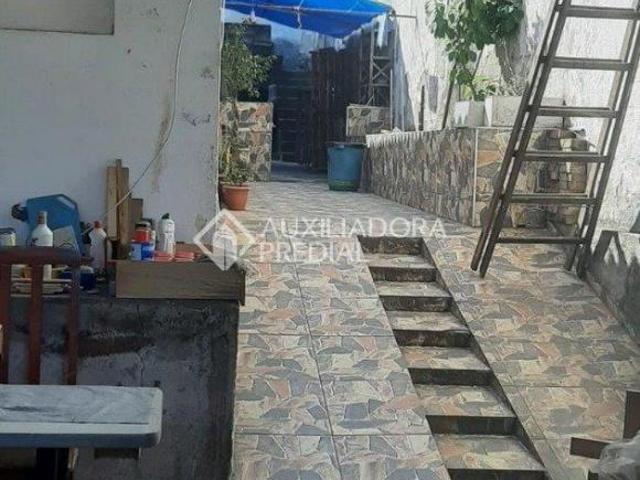 CASA TÉRREA ANTIGA EM TERRENO 10 X 30, BAIRRO ASSUNÇÃO, SBCAMPO