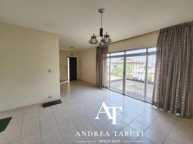 CASA TERREA ASSOBRADADA 3 DORMITORIOS 1 SUITE COM 3 VAGAS