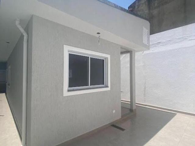 Casa Terrea Assobradada com 2 quartos sendo 1 suite 2 vagas Jardim Bonfiglioli