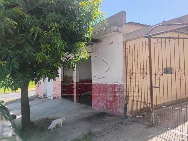 CASA TERREA APARECIDINHA COM 2 QUARTOS