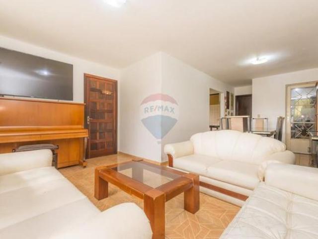Casa térrea averbada Jardim das Américas Curitiba