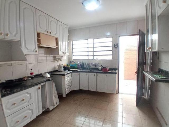 Casa térrea Bairro Campo Belo