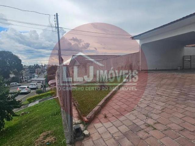 Casa térrea Bairro alto 203 m2, terreno 650 m2, 03 qtos ste R 895 mil