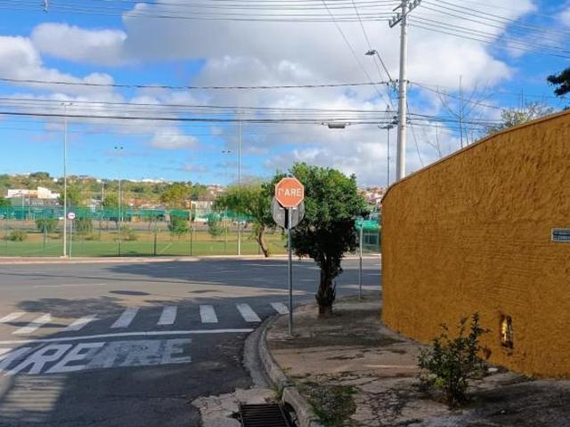 casa terrea bairro Jardim Tancredo Neves com 2 dormitórios sendo 1 suite