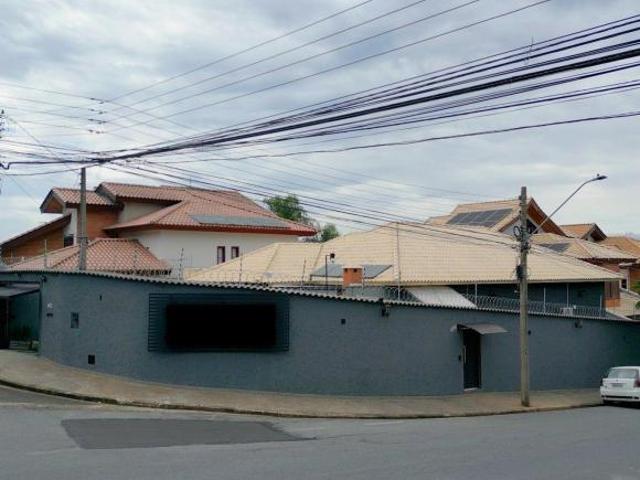 Casa “térrea”: Bairro: Jd Santa Rosália / Cidade: Sorocaba