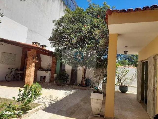 CASA TÉRREA C/04 SUÍTES VENDA JD. MARAJOARA