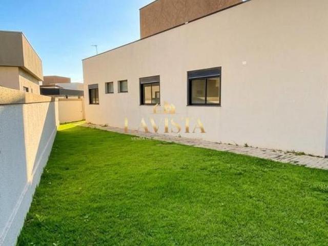 Casa térrea c/ 117m2 em Condomínio Reserva Ybirá Atibaia