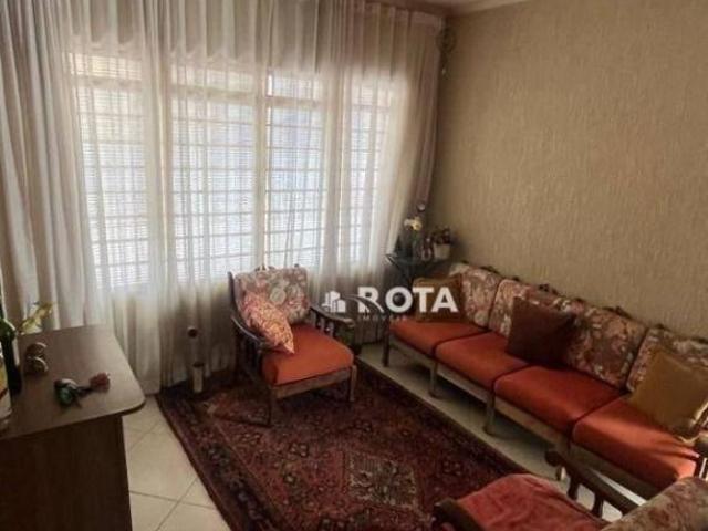 casa térrea c/ 3 quartos + edícula completa com o 4º quarto + área gourmet + home theatre